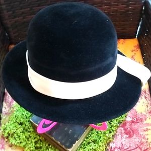 Vintage | Accessories | 6s Mr John Famous Hatmaker Classic Wool Bowler ...